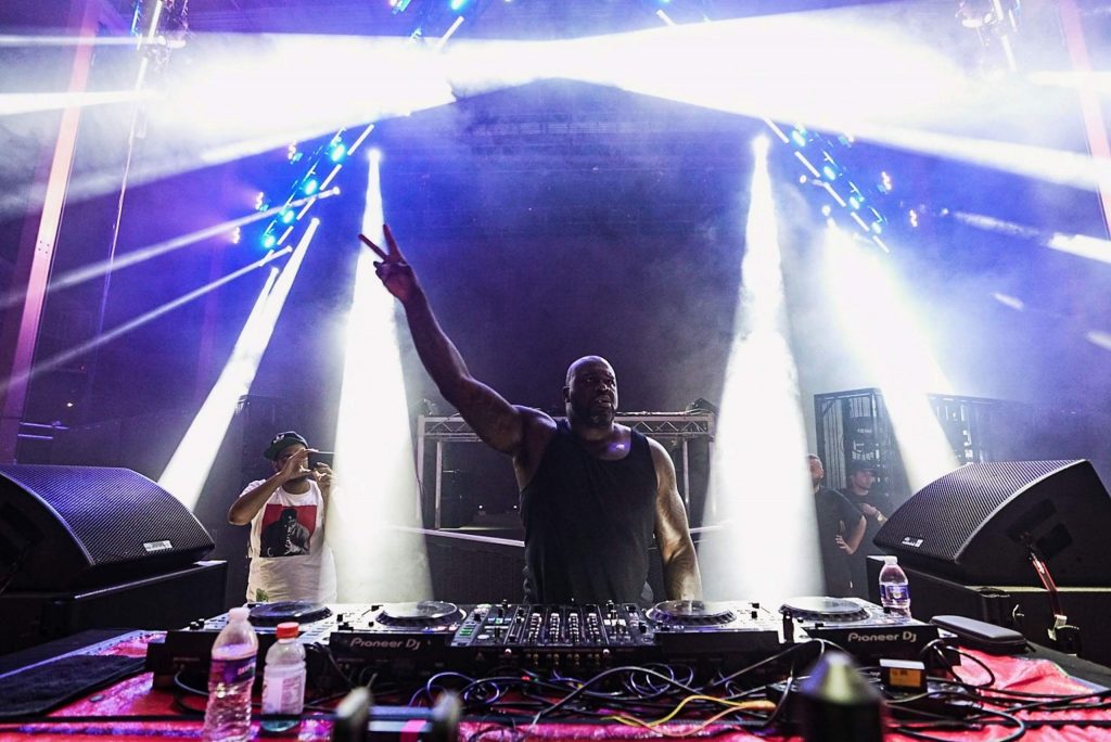 The Diesel, aka Shaquille O’Neal, roars into Belly Up for soldout ...